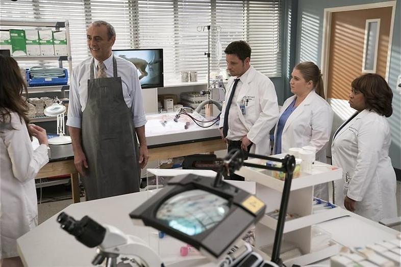 Papa DeLuca draait door in Grey's Anatomy