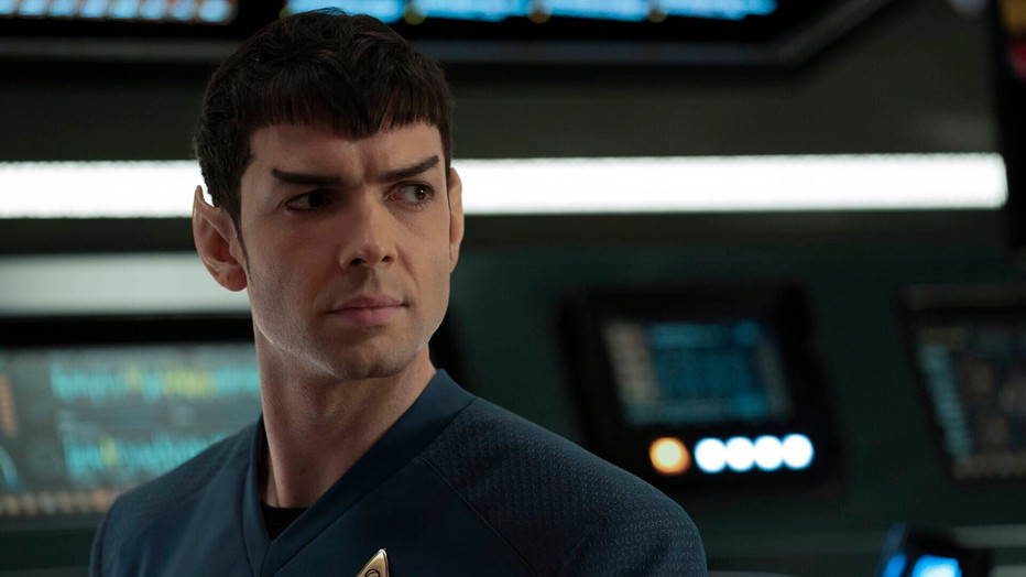 Kapitein Christopher Pike reist langs onbekende werelden in Star Trek ...